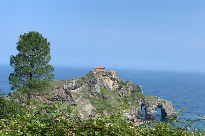 San Juan de Gaztelugatxe with Winery Visit and Lunch (From Bilbao) - Who Should Consider This Tour?