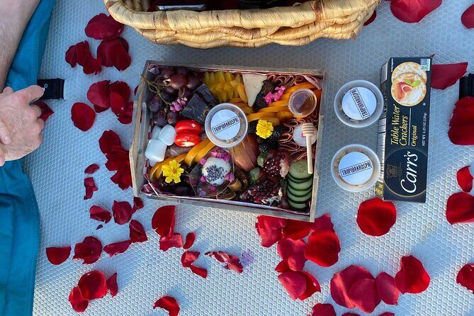 San Juan  Private Floating Picnic Experience in Condado Lagoon - A Romantic Floating Picnic in Condado Lagoon: An Honest Review