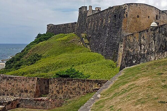 San Juans Reggaeton History: A Self-Guided Audio Tour - Visiting Nightclubs and Cultural Hubs