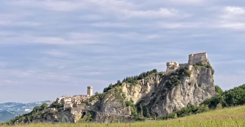 San Leo: Fortress Entry Ticket - Discovering San Leo: A Historic Clifftop Retreat
