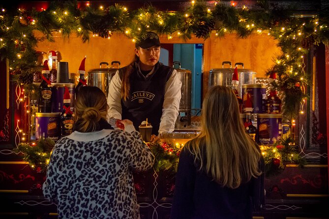 San Marinos Starlit Stroll: A Christmas Walking Tour - The Sum Up