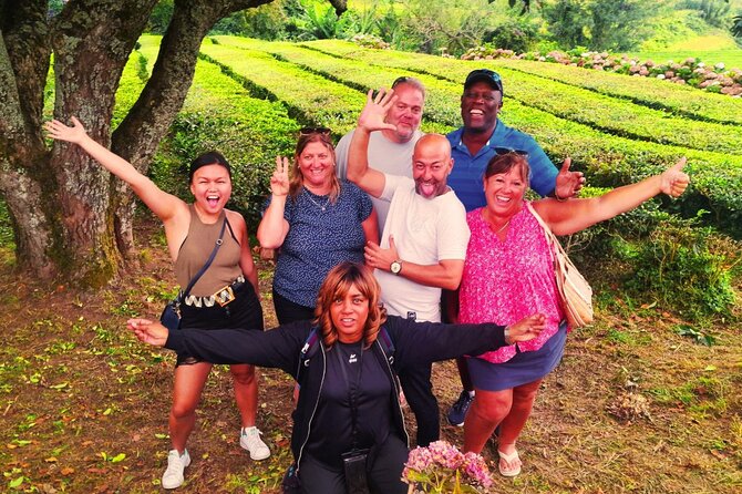 San Miguel: 2 Full-Day Pack - West & East Island Highlights Tour - Exploring the West Island