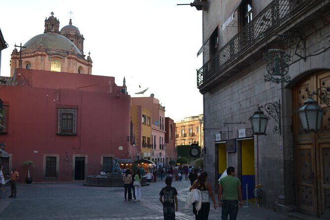 San Miguel de Allende and Queretaro Private Guided Day Tour - Exploring the Towns: A Detailed Look
