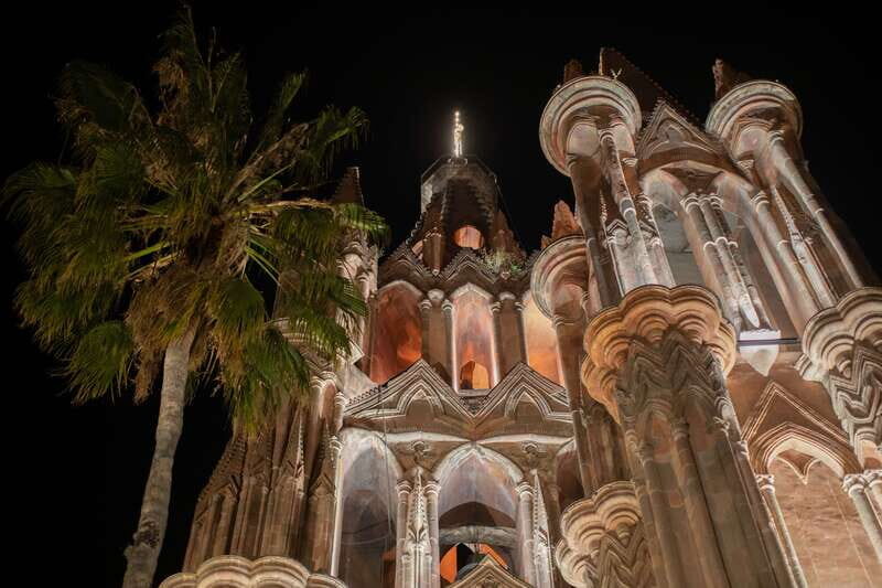 San Miguel: Landmarks and Lunch Walking Tour in English - In Closing