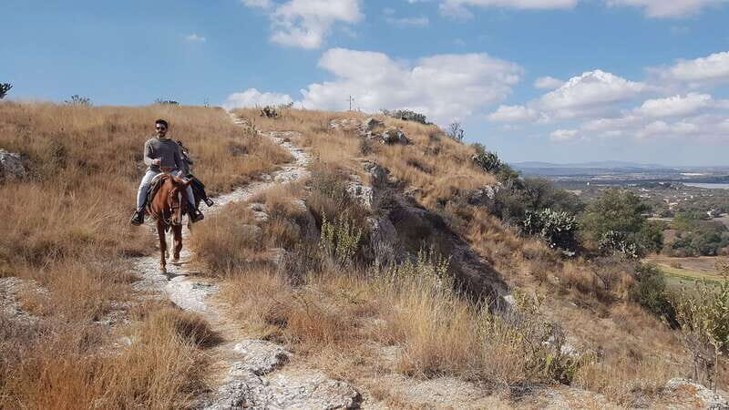 San Miguel: Romantic Horseback Riding at Sunset - Key Points