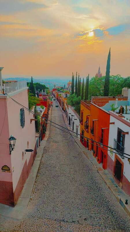 SAN MIGUEL SUNSET WALKING TOUR - Introduction