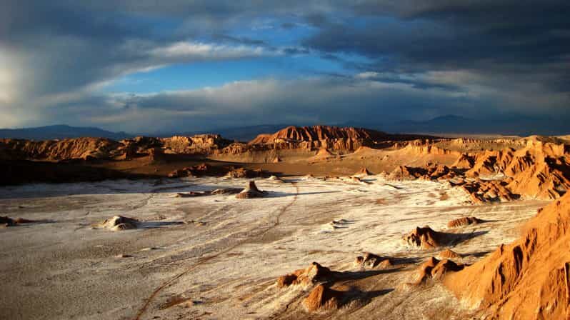 San Pedro de Atacama: Valle de la Luna & Cocktail Experience - The Itinerary: What to Expect