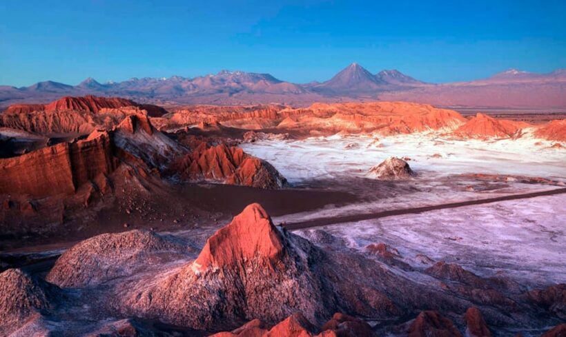 San Pedro de Atacama: Valle de la Luna Guided Tour - Practical Tips for Travelers