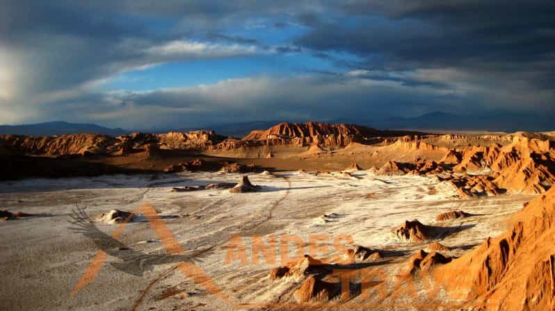 San Pedro de Atacama: Valle de la Luna Tour with Snacks - Key Points