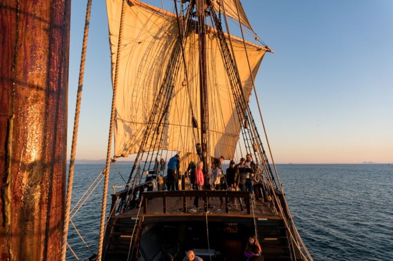 San Salvador 16th Century Galleon Sail w/ Museum Admission - Itinerary Breakdown: What to Expect