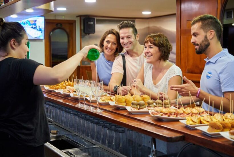 San Sebastian & Basque Coast Tour From Pamplona - Transportation and Group Size: Why They Matter