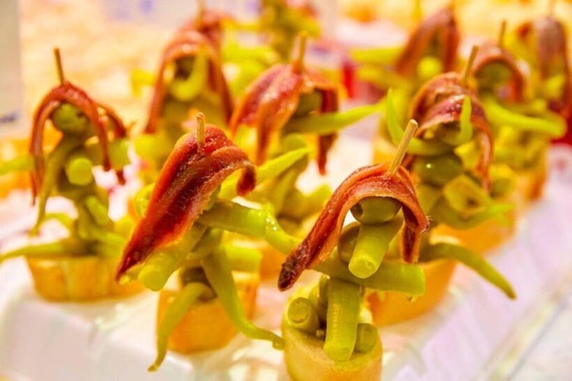San Sebastian: Guided Food Tour with Pintxo Tasting & Wines - Practical Details