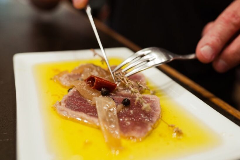 San Sebastián: Guided Food Walking Tour with Wine Tasting - An Overview of the Experience