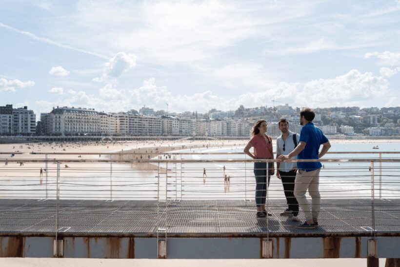 San Sebastian: Guided Walking Tour with Pintxo and Drink - Key Points