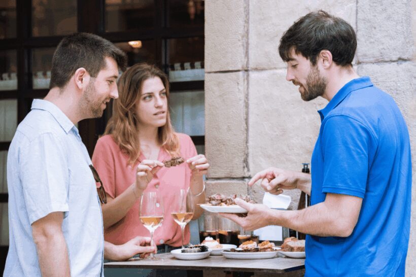 San Sebastian: Guided Walking Tour with Pintxo and Drink - The Local Flavor: Pintxos and Drinks