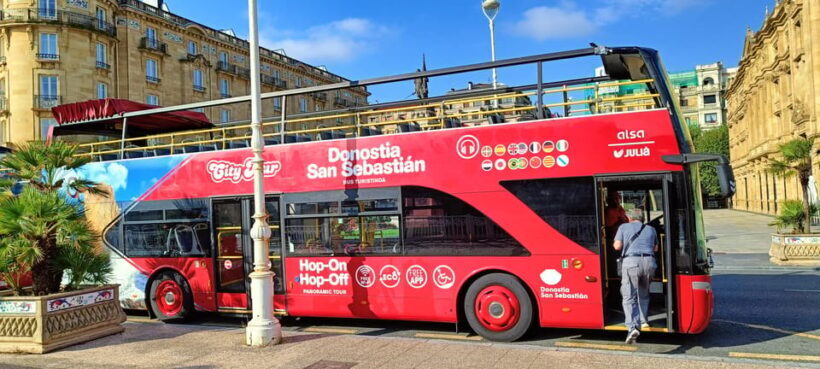 San Sebastian: Hop-On Hop-Off City Tour Bus - Authentic Experiences and Review Insights