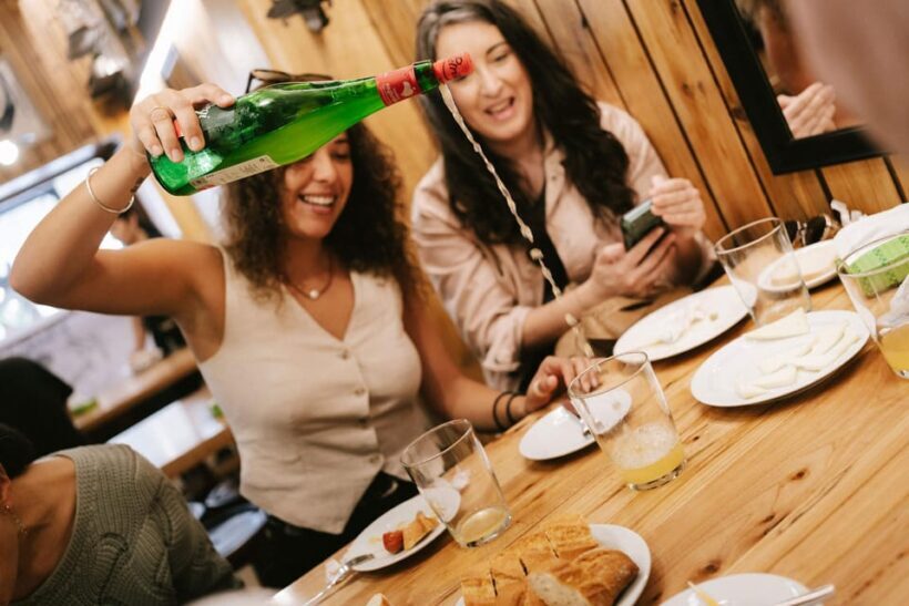 San Sebastian Like a Local: Evening Pintxos Tour - What This Tour Offers in a Nutshell