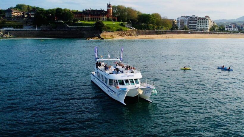 San Sebastian: Panoramic Catamaran Tour of the Bay and Coast - Exploring the Tour Itinerary