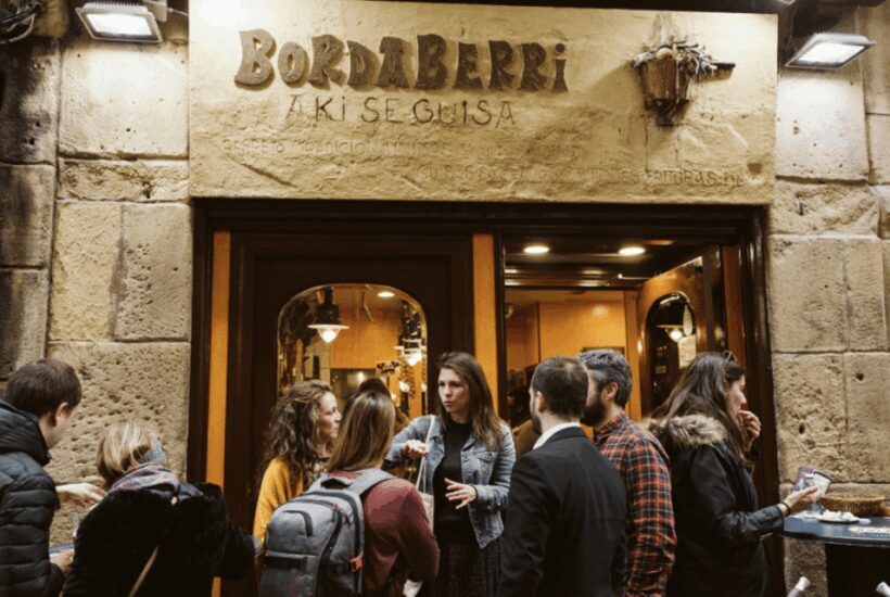 San Sebastian: Pintxos and Wine Tour with 5 Tastings - Key Points