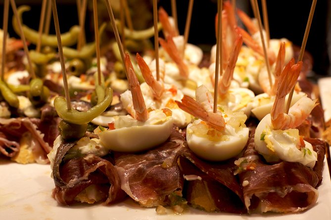 San Sebastian Top Pintxos Private Tour - Savoring the Flavors of San Sebastians Old Town