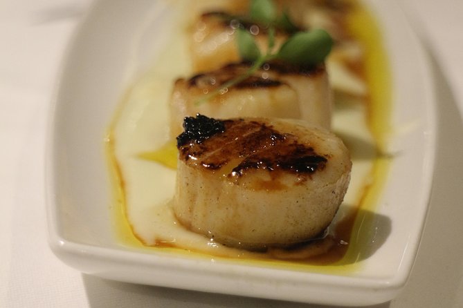 San Sebastián Walking Dinner Tour With Basque Bites - Savoring the Basque Food Culture