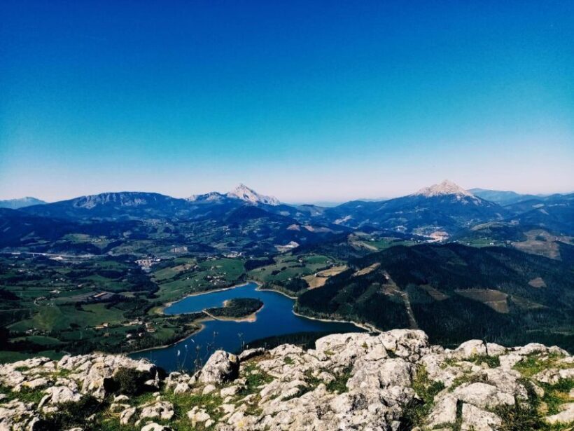 San Sebastian:Discover the Artisan Producers of the Mountain - Discover the Authentic Flavors of the Basque Countryside