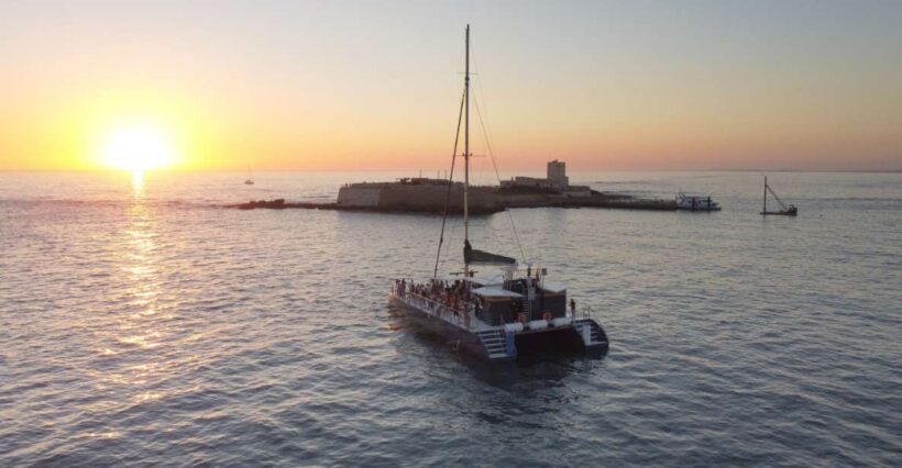 Sancti Petri: Sunset Catamaran Cruise - Key Points