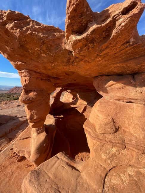 Sand Hollow: Hummer Tour with Rock Crawling & Sand Dunes - Discovering Sand Hollow in a Hummer: What You Can Expect