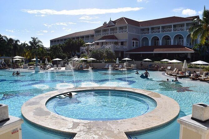 Sandals Ocho Rios Resort Airport Transfer - Detailed Review of the Sandals Ocho Rios Airport Transfer