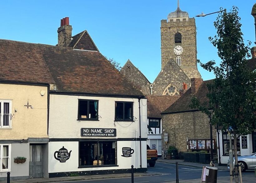 Sandwich: Private 2hr Walking Tour with a Blue Badge Guide - The Value of the Experience