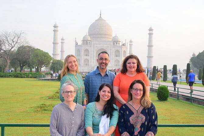 Saniya's One day tour and Home visiting in Agra - References