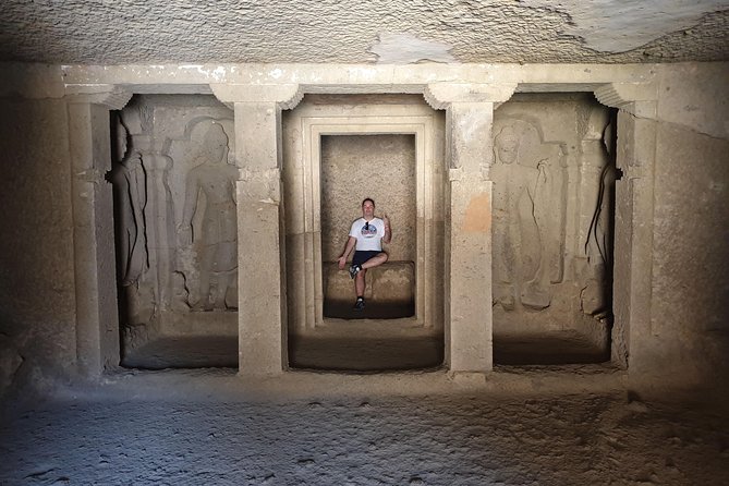 Sanjay Gandhi National Park(SGNP) + Kenheri Caves + Lion Safari + Jain Temple - Valuing the Tour