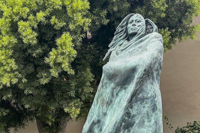 Santa Barbara Downtown Self Guided Walking Tour - Exploring Santa Barbara at Your Own Pace