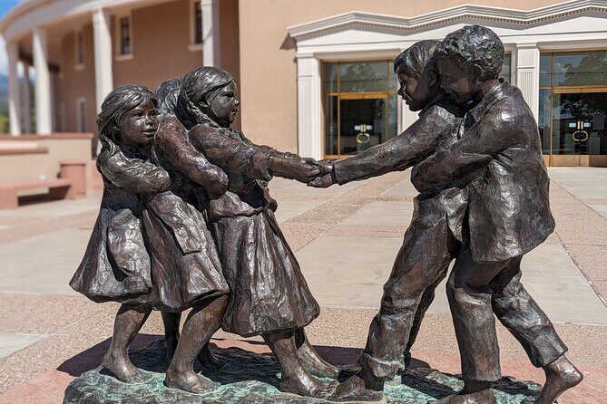 Santa Fe Scavenger Hunt Walking Tour and Game - Exploring Santa Fe with a Smartphone and a Sense of Play
