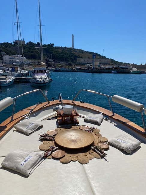 Santa Maria di Leuca : Tour in barca ,grotte e snorkeling - Key Points