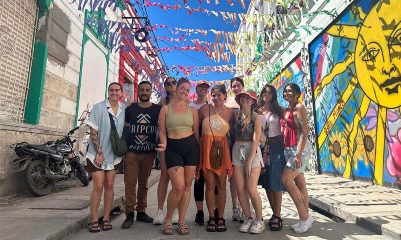 Santa Marta A Historical & Street food Experience - Discovering Bolívar, Colonial Churches, and Local Squares