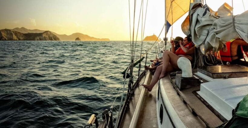 Santa Marta Bay: Sunset on a sail boat - Who Should Consider This Tour?