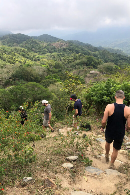 Santa Marta: Trekking in Minca Complete Waterfall Circuit - FAQs