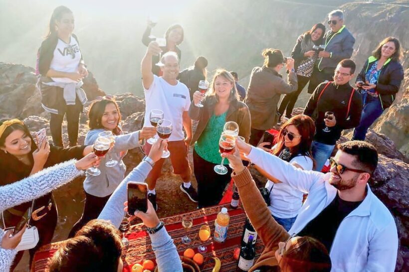 Santiago: Andes Mountains Sunset and Valle Nevado & Picnic - FAQs