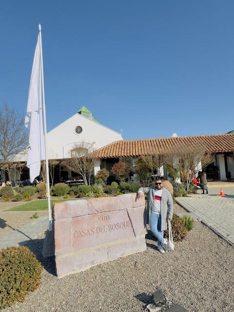 Santiago: Casa del Bosque Winery with Tasting and Lunch - Key Points