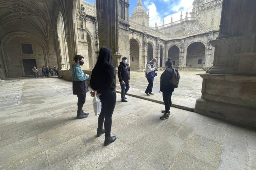Santiago: Cathedral & Museum Tour + Pórtico of Glory Option - Who Will Love This Tour?