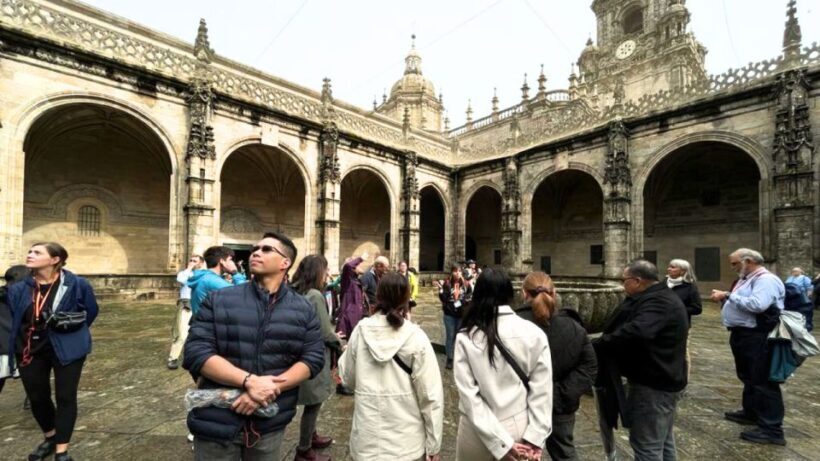 Santiago Complete Tour: City, Portico and Cathedral Tickets - Museum and Interior of the Cathedral