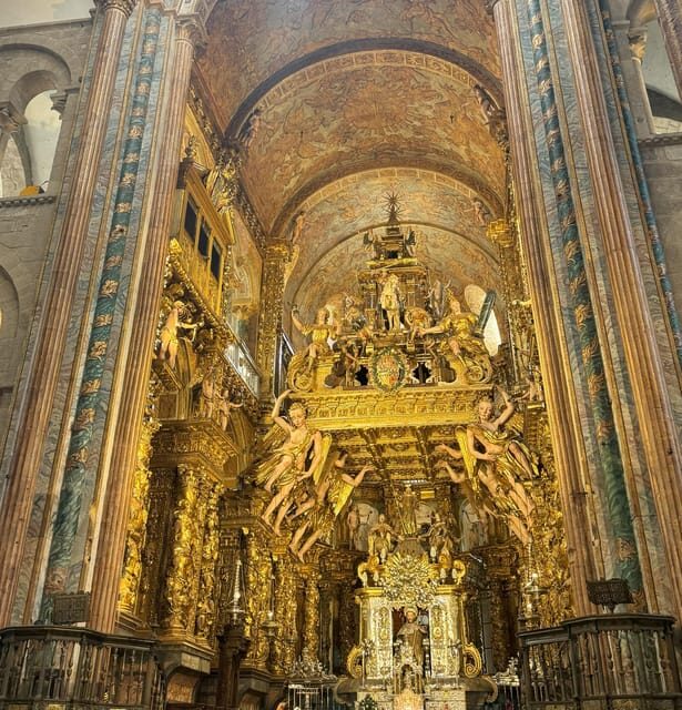 Santiago de Compostela Cathedral: Tickets and Private Tour - An Immersive Introduction to Santiago’s Sacred Heart
