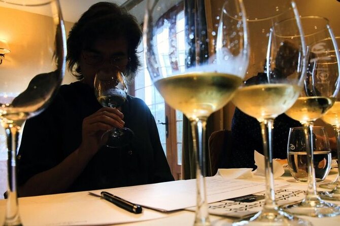 Santiago De Compostela: Cheese and Wine Tasting Experience - Intimate and Memorable Setting