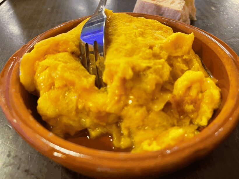 Santiago de Compostela: City tour and typical galician meal - Who Will Benefit Most?
