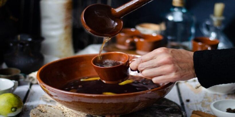 Santiago de Compostela: Queimada Experience Show and Tasting - What’s Included and What’s Not?