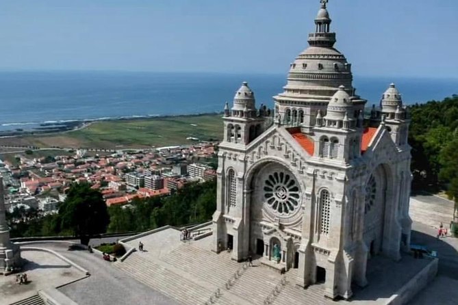 Santiago De Compostela & Viana Do Castelo From Porto - Highlights of the Pilgrim Mass