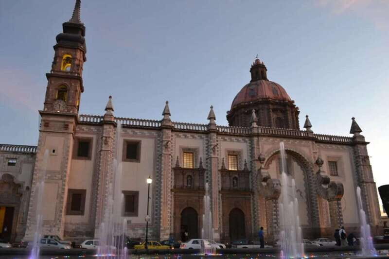 Santiago de Querétaro: Private History Walking Tour - The Sum Up