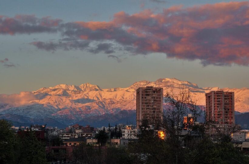 Santiago: Guided Full-Day Walking Tour with a Chilean Lunch - Exploring Santiago’s Heart: What to Expect