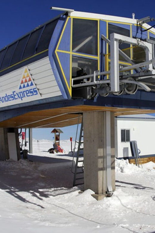 Santiago: Valle Nevado and Farellones Ski-Center Day Trip - Detailed Breakdown of the Experience